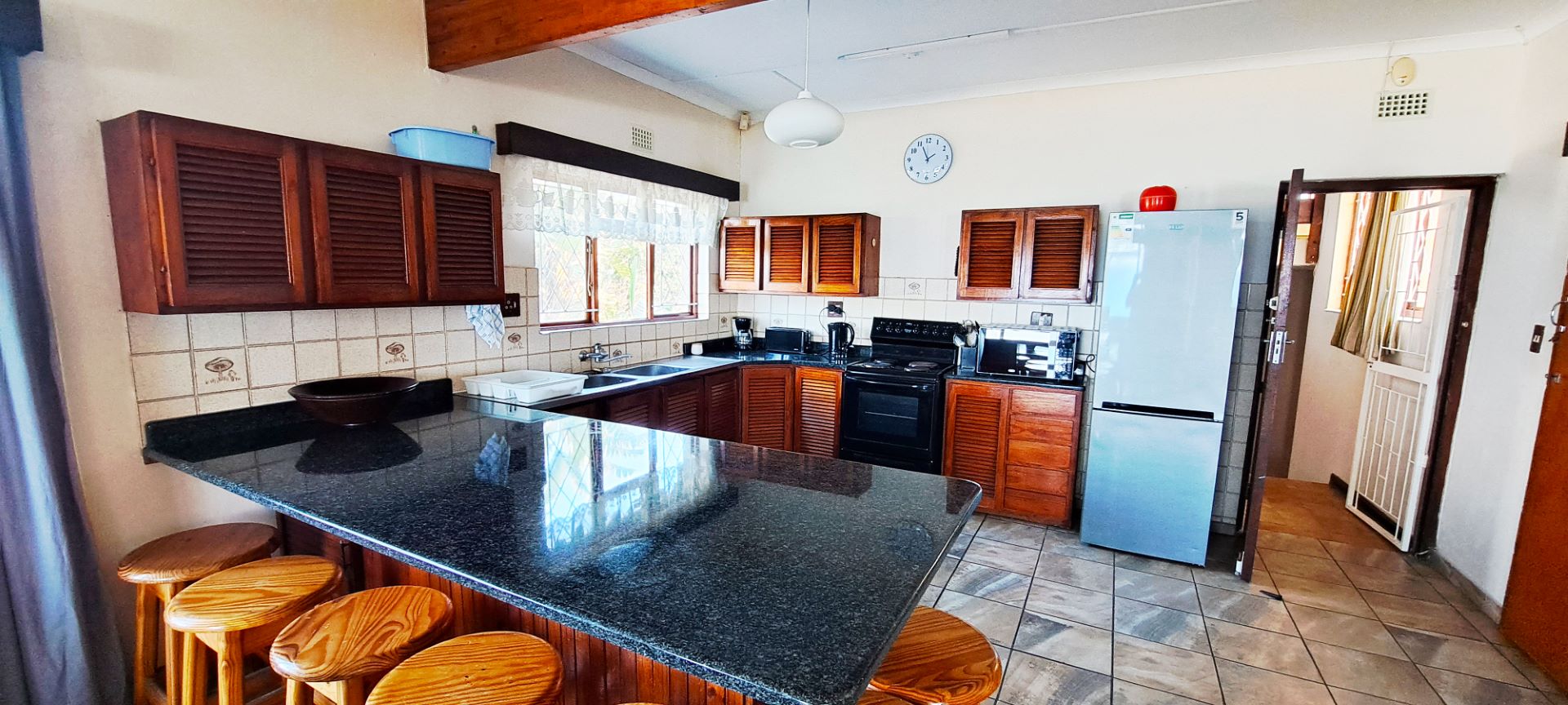 Main House @ Hubbly Bubbly - Hubbly Bubbly Ramsgate Self Catering ...